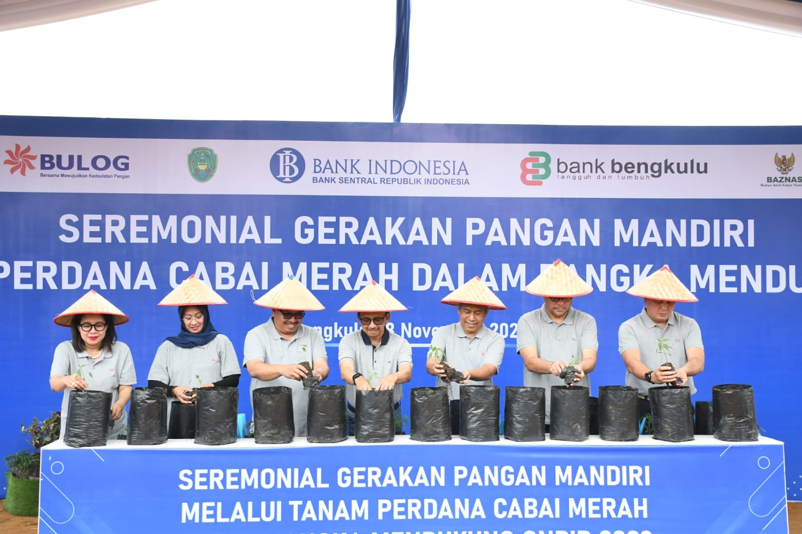 Kolaborasi TPID dan Bank Indonesia: Tanam Perdana dan Peluncuran Toko ...